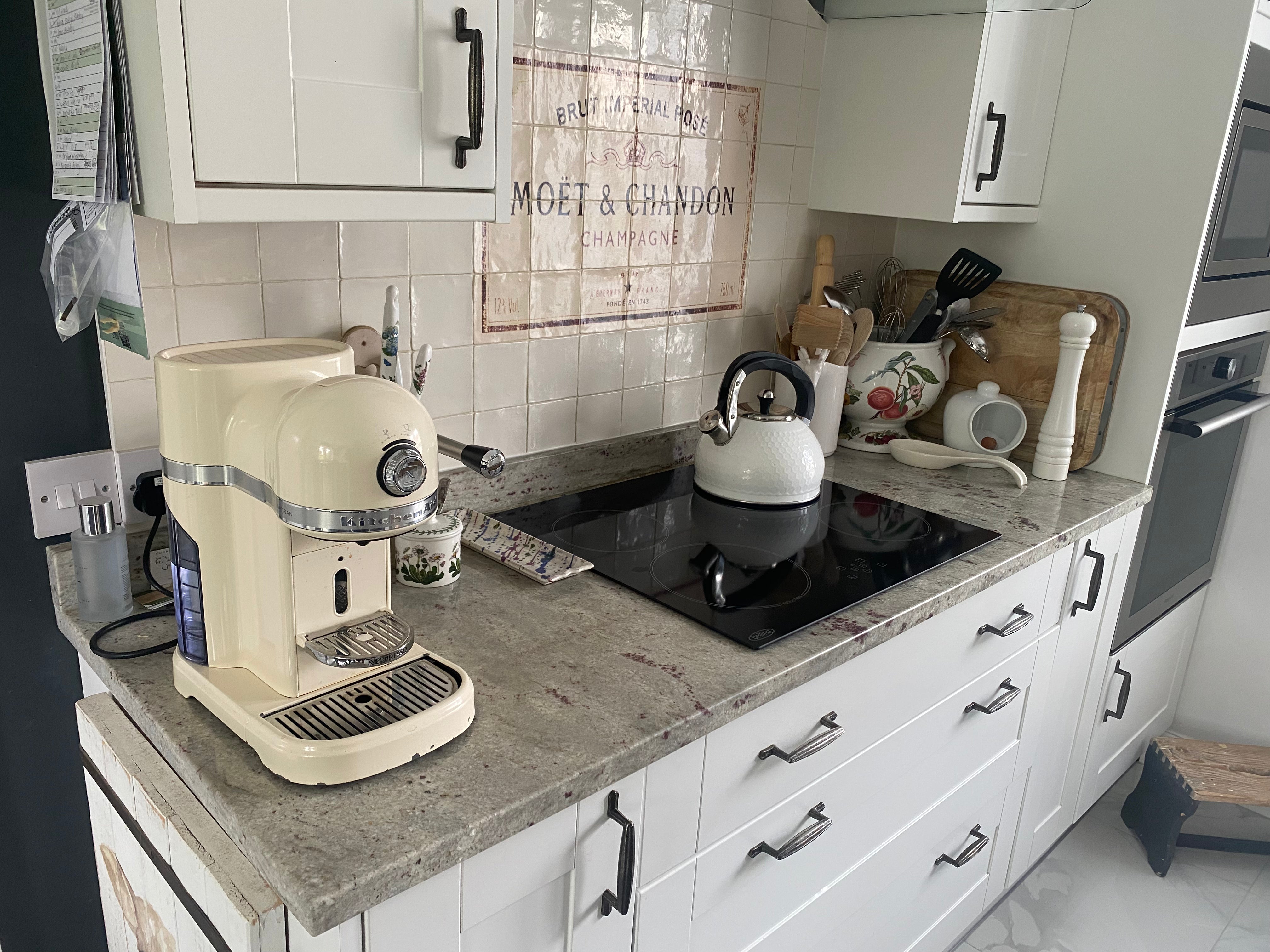 River White – Stokes Granite